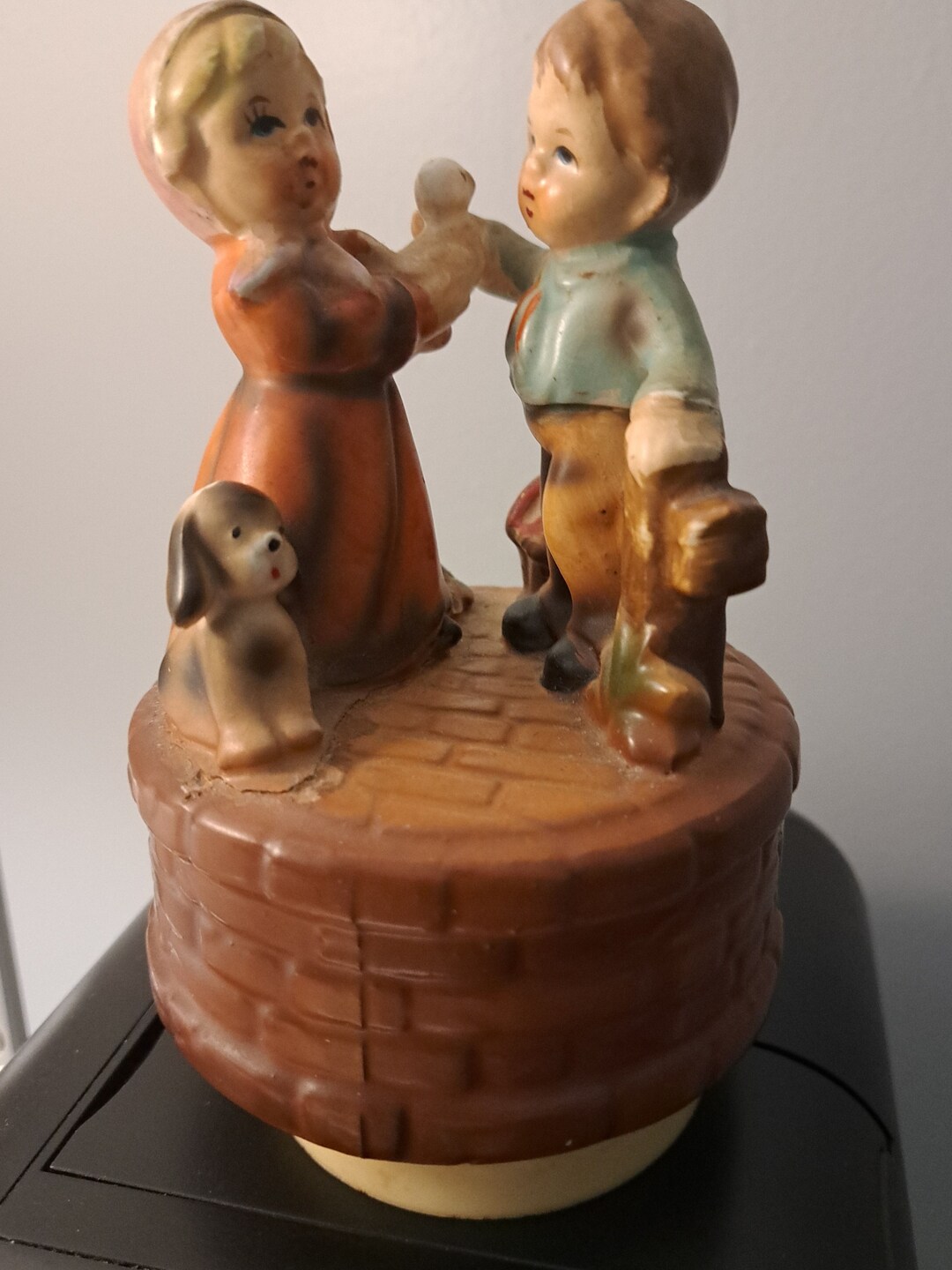 Music Box, Boy and Girl With Bird and Dog. What is Known as lara's Song ...