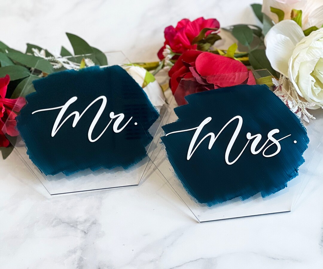 Mr. and Mrs. Head Table Sign | Hexagon Custom Name Acrylic Sign ...