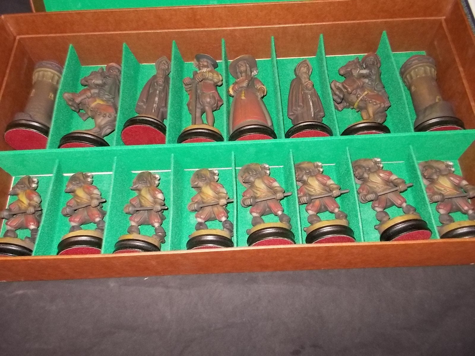 New ANRI 1960 D'ARTAGNAN Huge CHESS Set Hand Carved Maple & Walnut ...