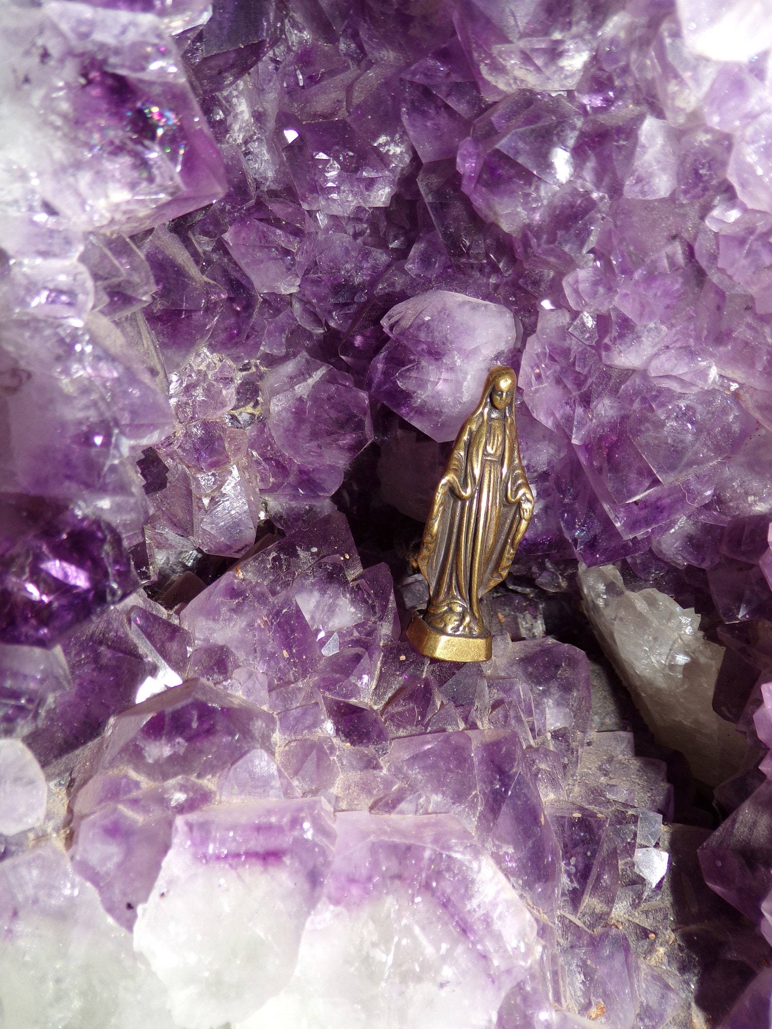 AMETHYST CRYSTAL Purple CATHEDRAL Large Crystals, 62 Pounds ...