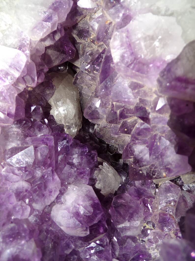 AMETHYST CRYSTAL Purple CATHEDRAL Large Crystals, 62 Pounds ...