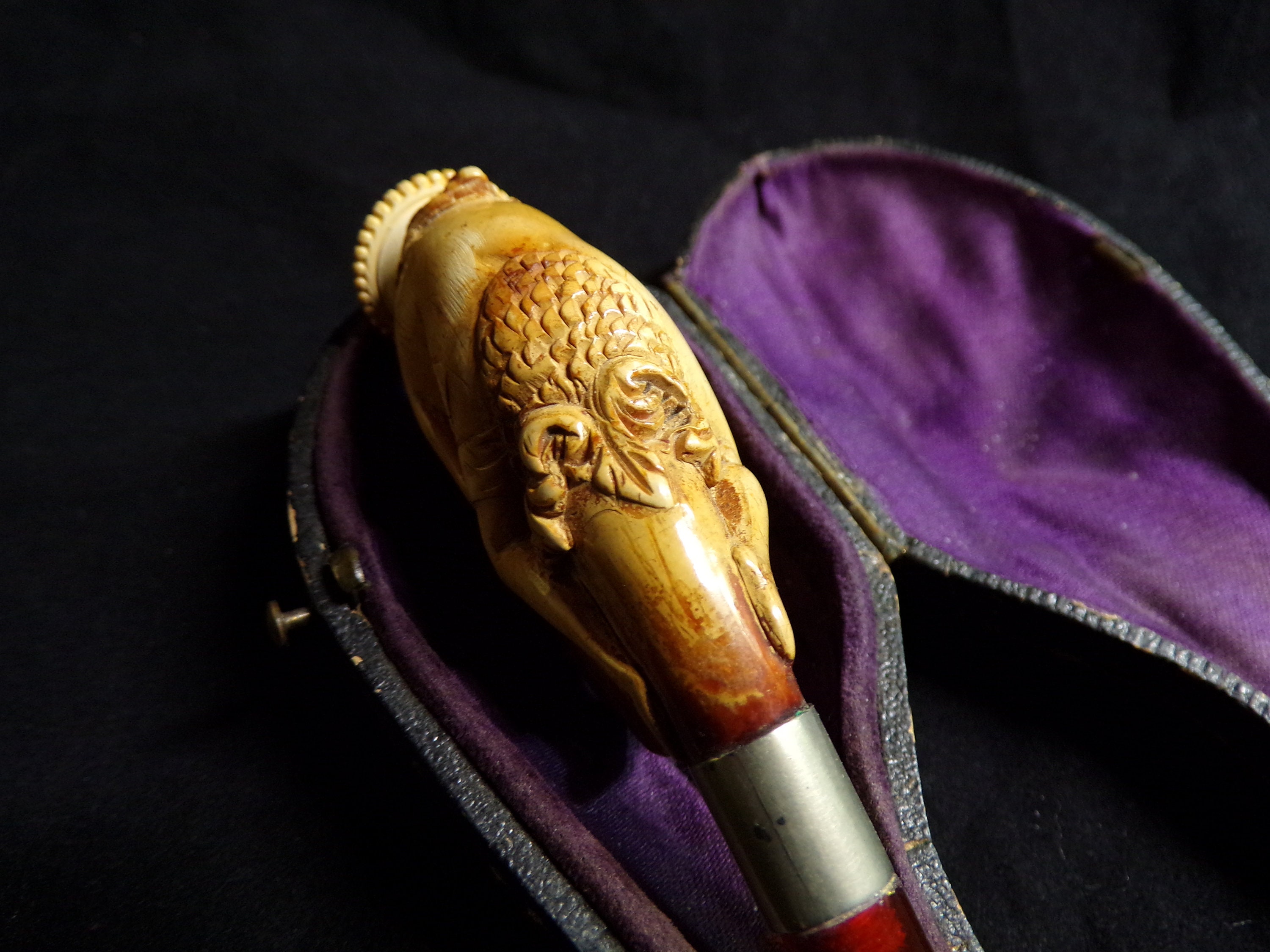 Antique MEERSCHAUM CHEROOT Pipe Depicting the Myth of Leda and the Swan ...