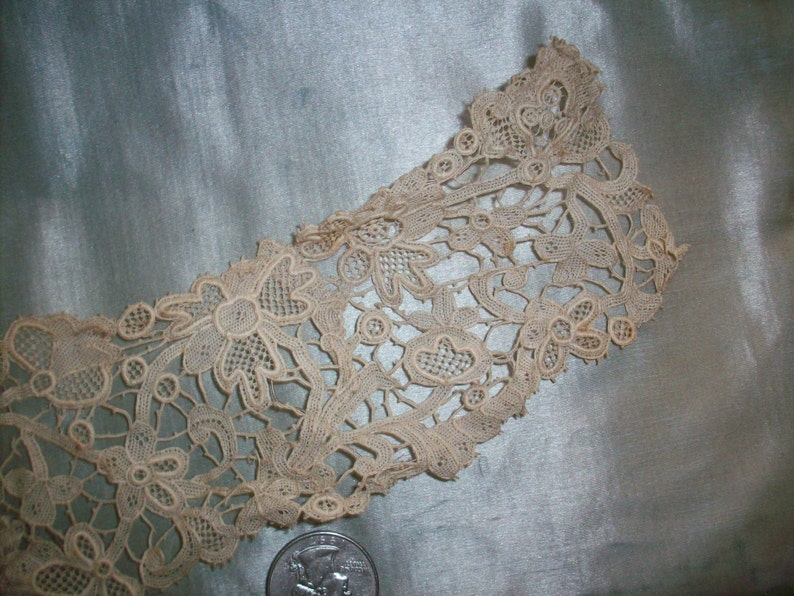 Antique Hand Done Needle Lace Collar Piece With Stays - Etsy