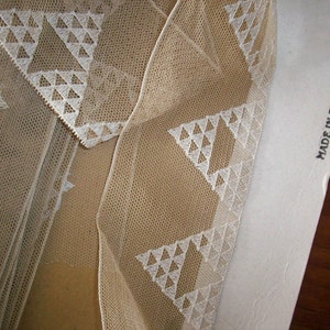 Antique Very Fine Silk Lace Beautiful Deco Pattern Two Toned Ivory/cafe ...