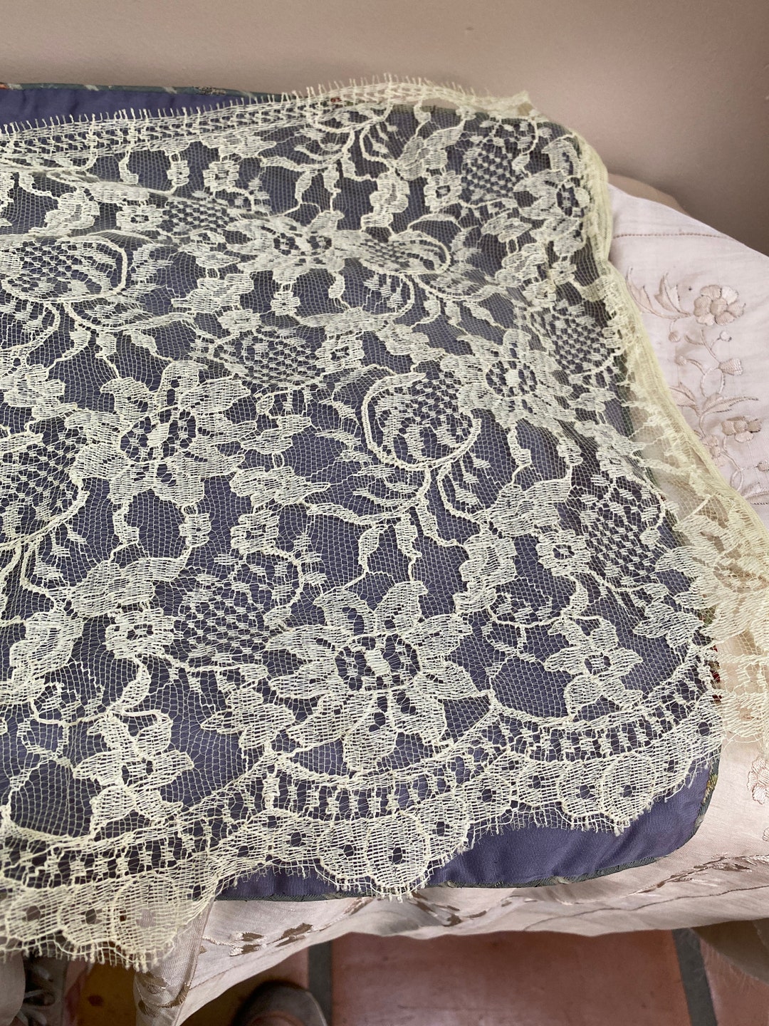 1 Yd. 26" Pale Yellow Lace 13" Wide - Etsy