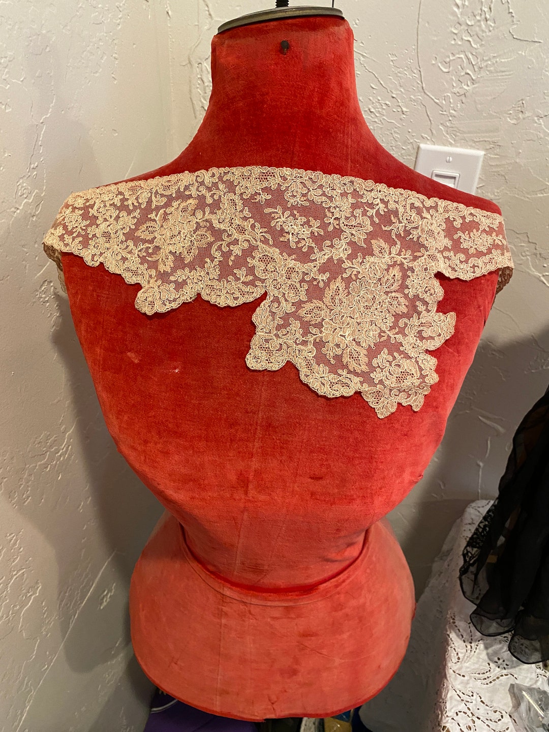 Antique Lace Collar/inset of Embroidered Cotton Netting 1920s - Etsy