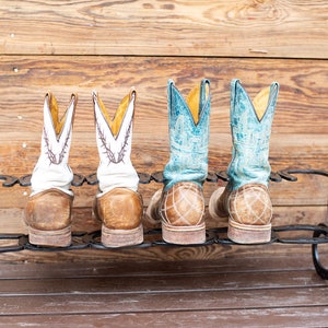 Boot Rack, Horseshoe Boot Rack, Horseshoe Art, Horseshoe Decor, Boot ...