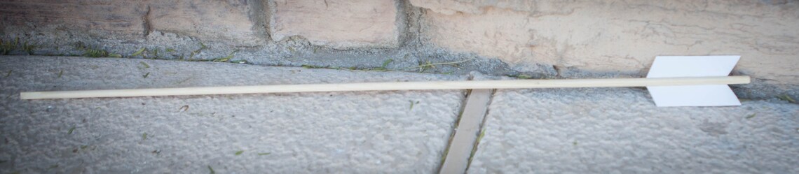 Prop Arrows Costume Arrows Customizable Fletching - Etsy