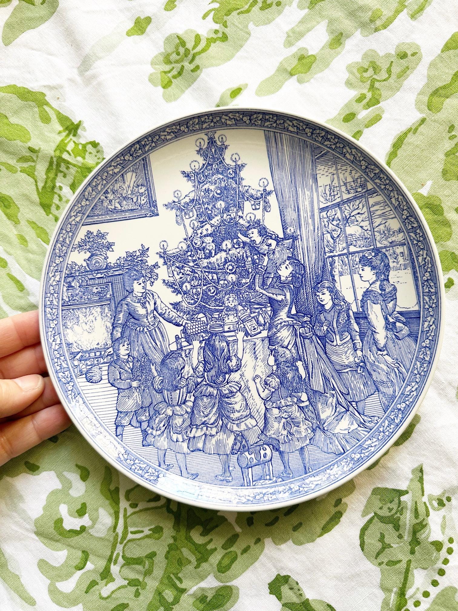Spode Blue Room Decorating the Tree Plate - Etsy