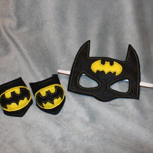 Bat Man / Bat Girl Inspired Mask and Wrist Cuffs - Etsy