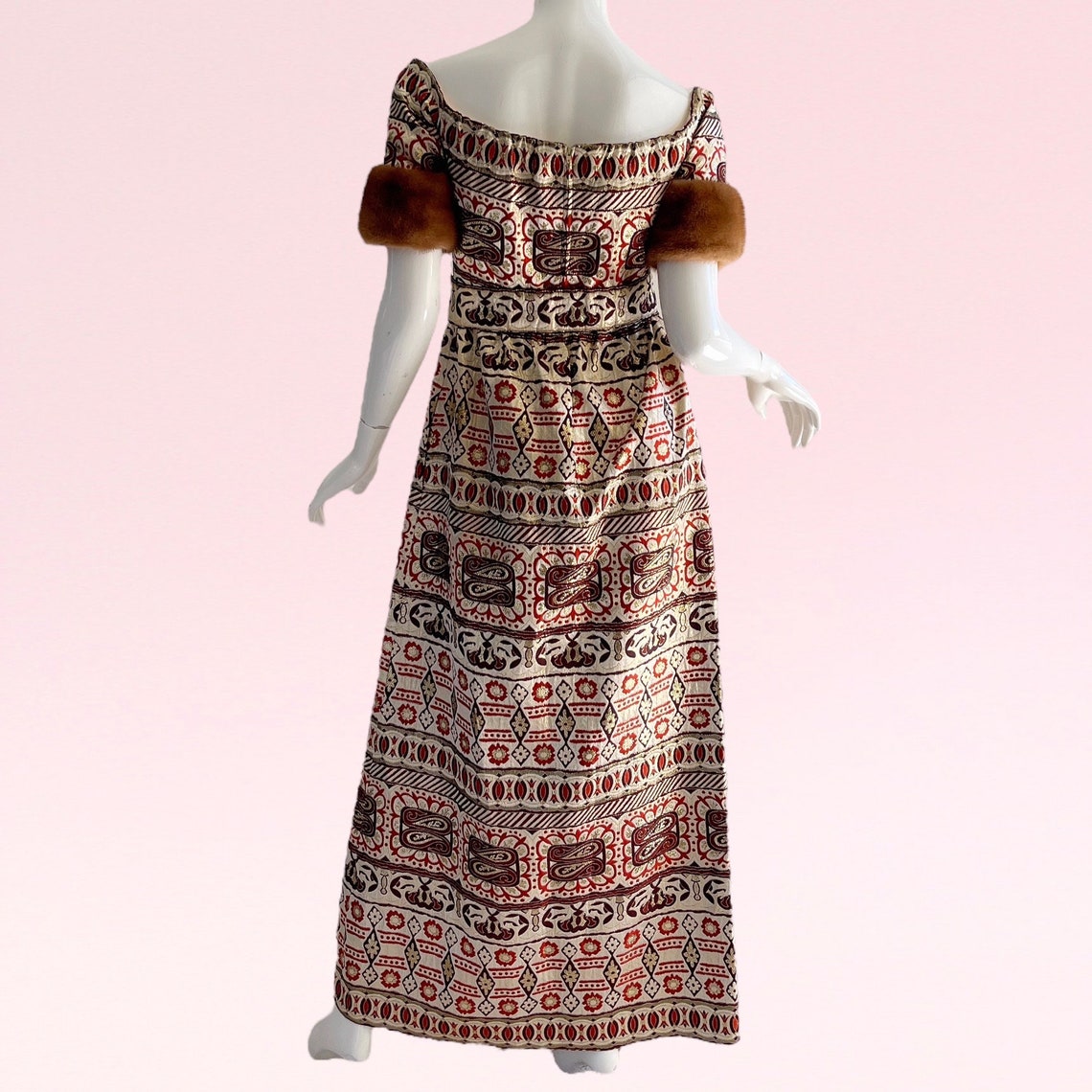Vintage 1970s Oscar De La Renta Gown Brocade Gold Metallic Evening Gown ...