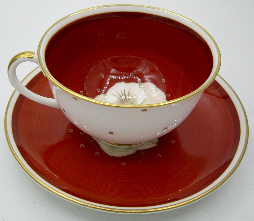 Susie Cooper Gardenia Red Bone China Teacup and Saucer - White Flower ...