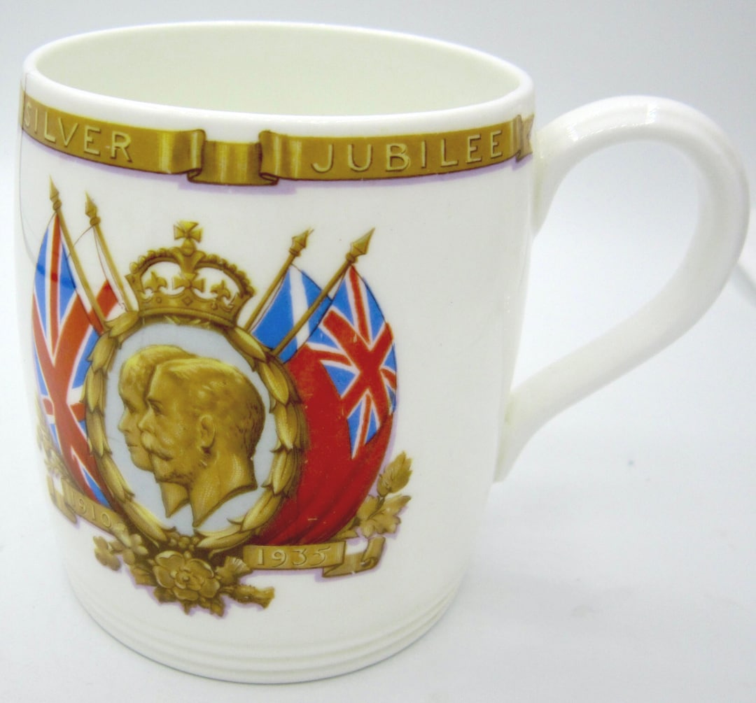 1935 Silver Jubilee of King George V and Queen Mary - Collingwood Bone ...