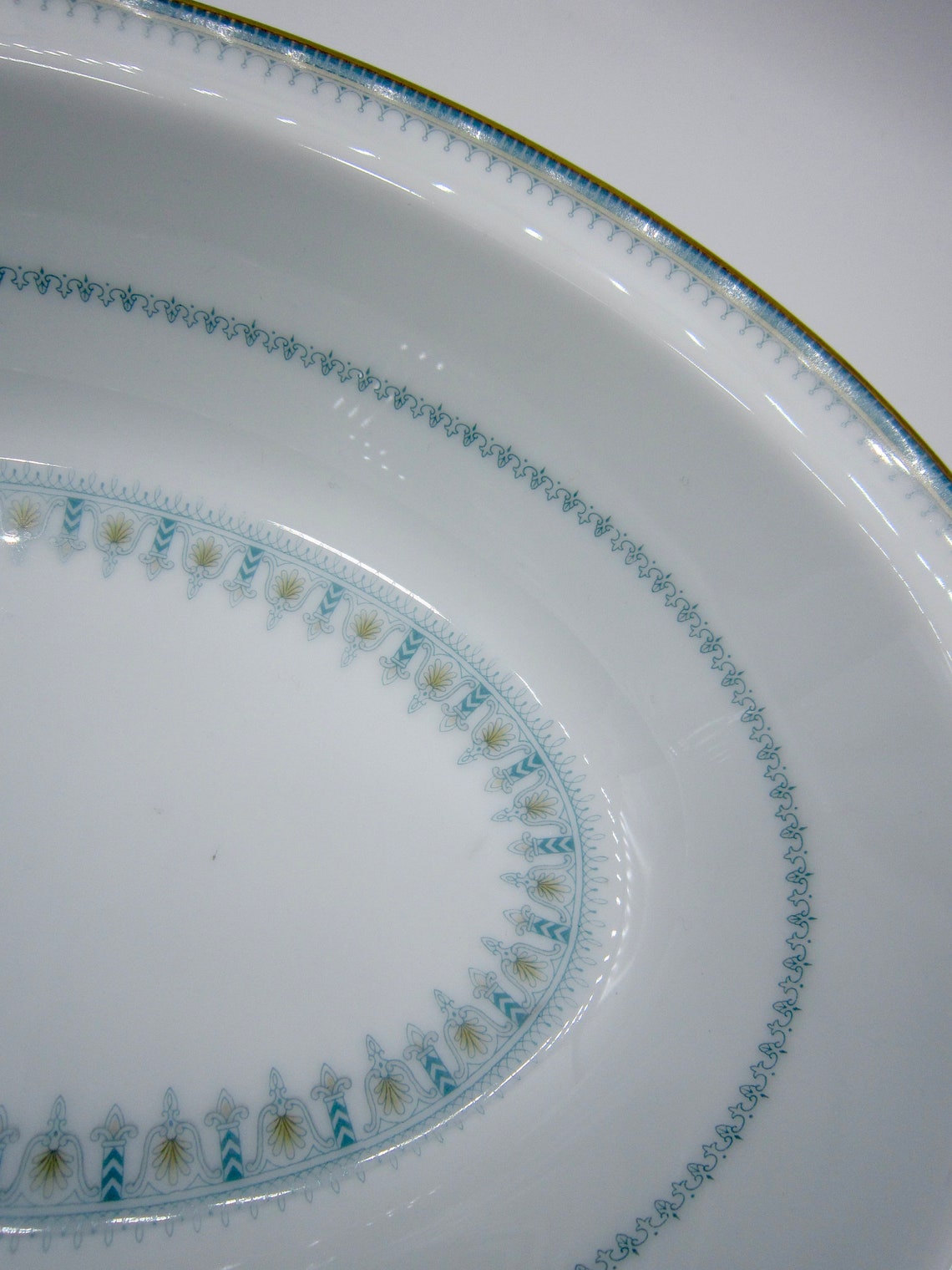 Noritake Maya (6213) Oval Vegetable Serving Bowl (10.5 In.) and Oval ...