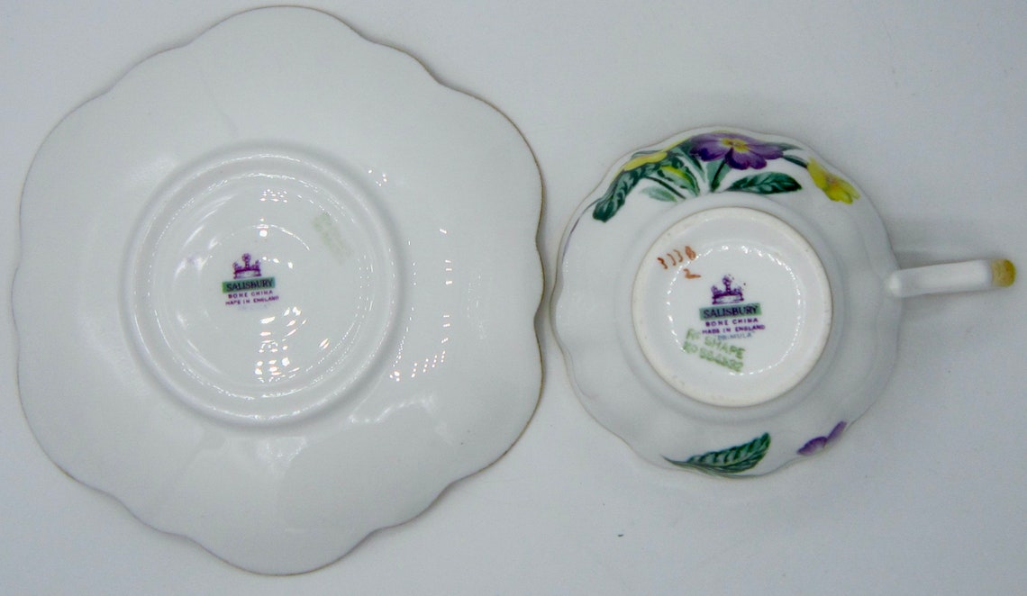 Salisbury Primula Bone China Tea Cup and Saucer (3338) - Purple and ...