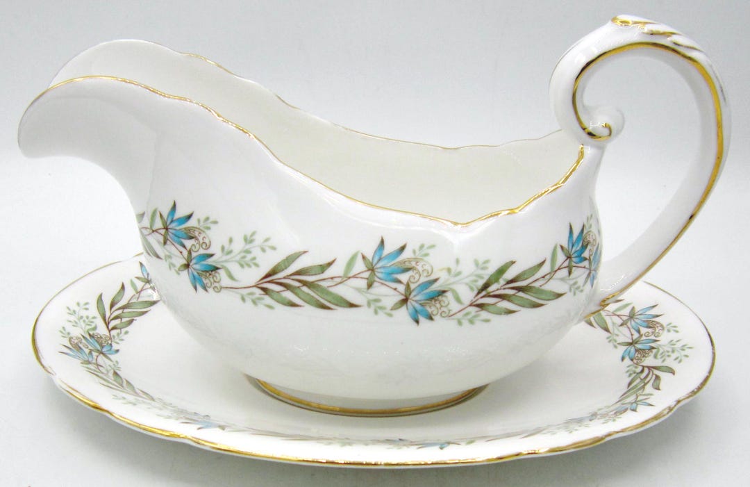 Royal Tuscan Fresco Blue (D1786) Bone China Gravy Boat and Under Plate ...