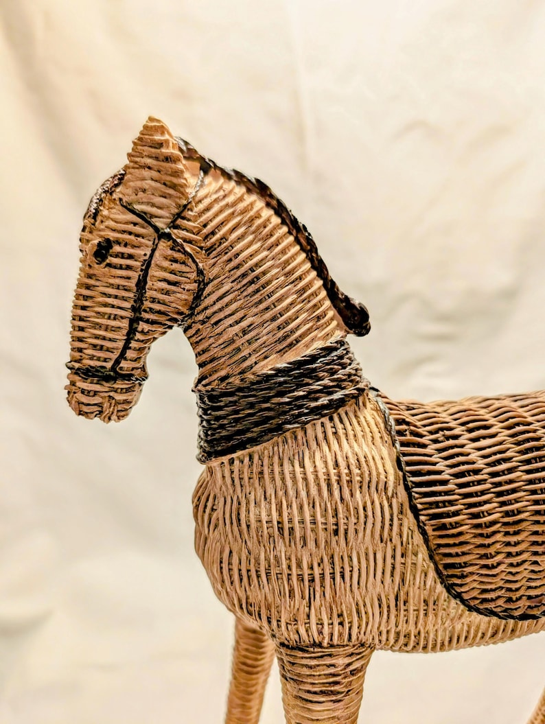 Standing Horse Statue, Imitation Woven Wicker/rattan/seagrass ...