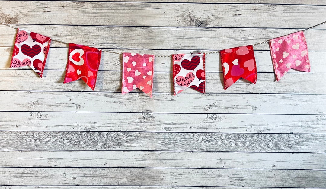 Mini Valentines Banner, Pennant Banner, Hearts Garland, Valentine’s Day ...
