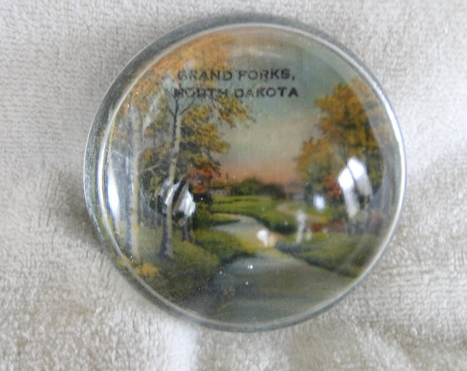 Souvenir Glass Paperweight From Grand Forks North Dakota-nd-vintage ...