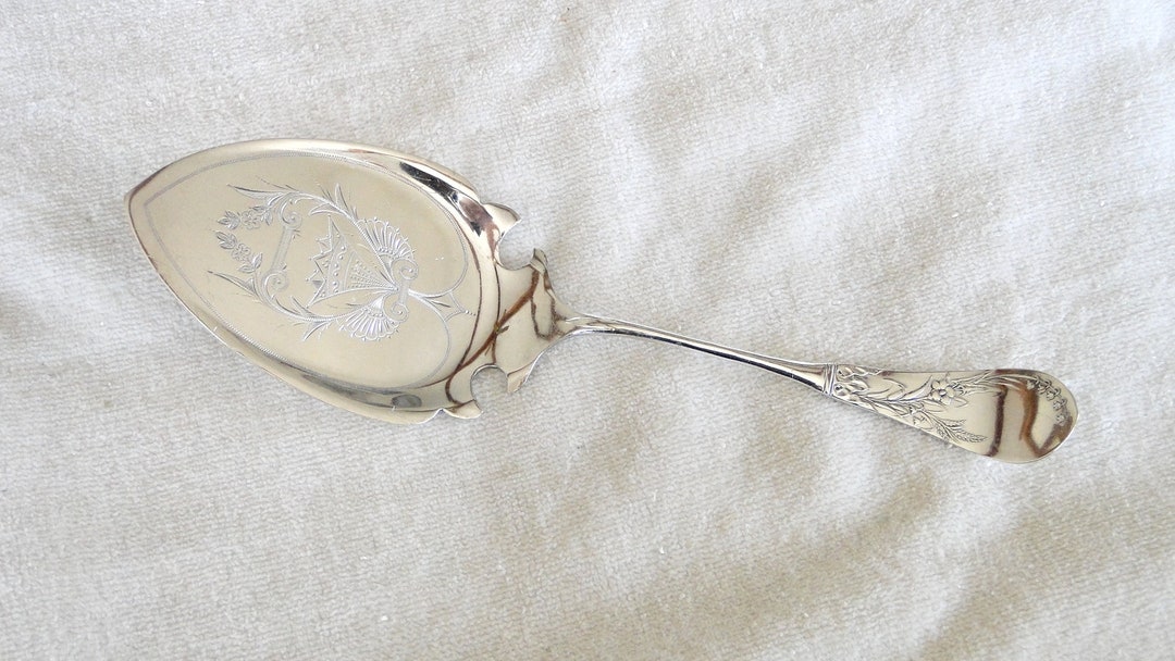 Antique Derby Silver Co Bouquet Pattern Silver-plated Pie-dessert ...