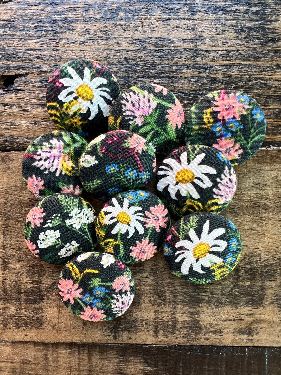 Mixed Wildflower Buttons, Sewing Button Lots, Handcrafted Flower Fabric ...