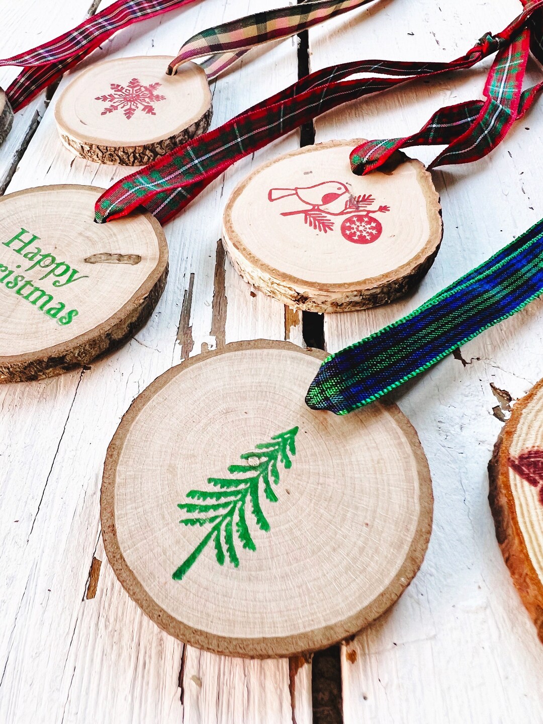Rustic Wood Slice Gift Tags With Tartan Ribbon Set of 8 Hand Stamped ...