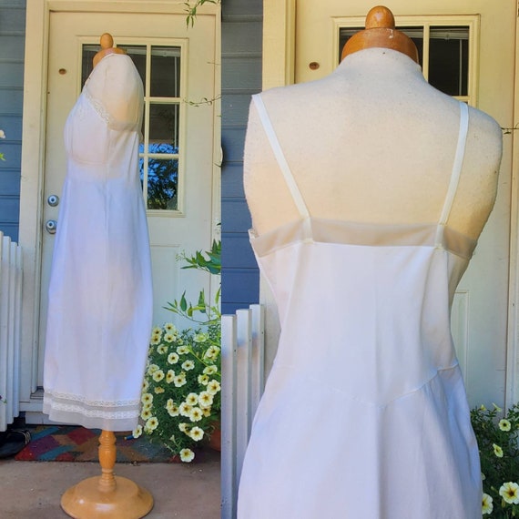 1960s White Lace Slip • S M Gem