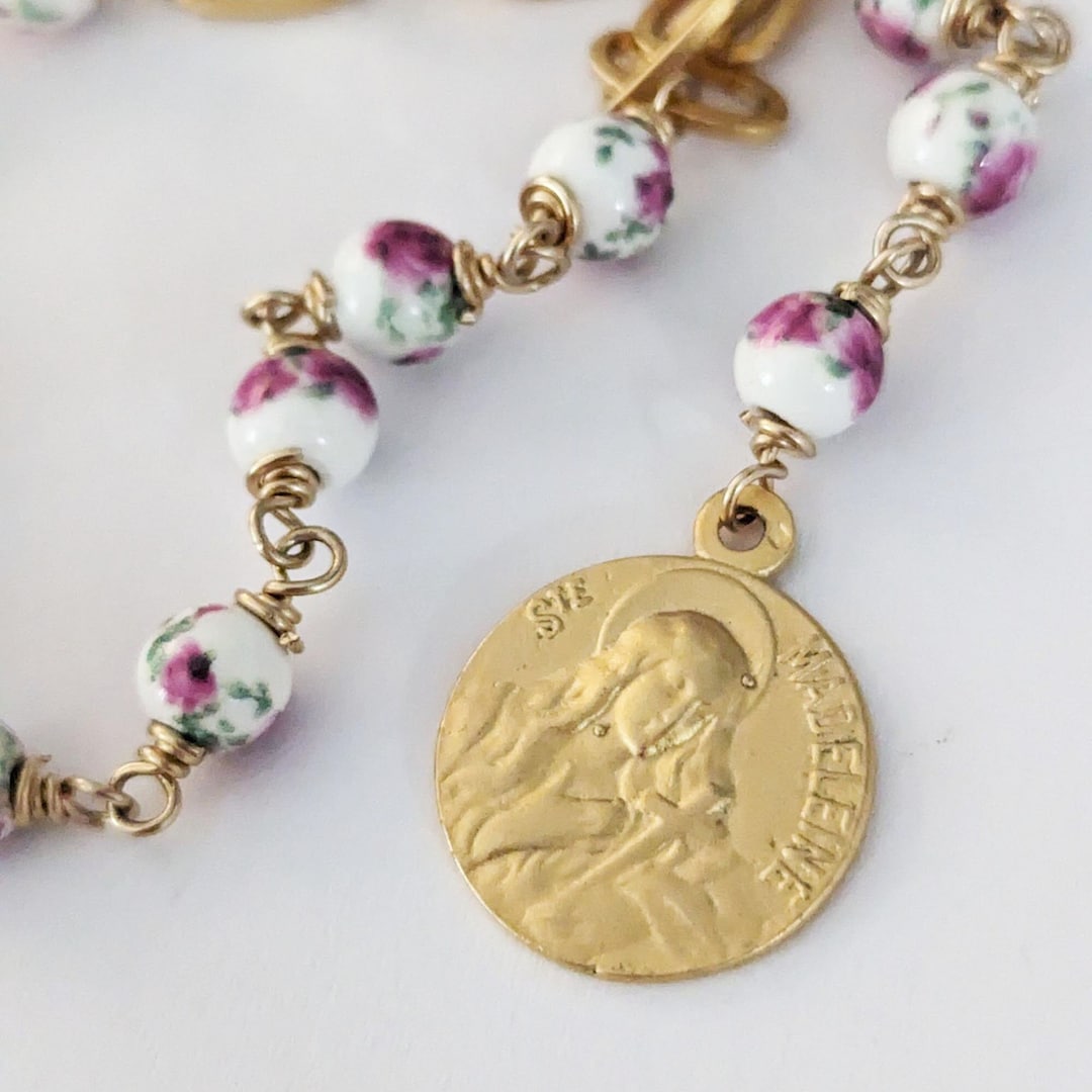 Porcelain Roses Chaplet Saint Mary Magdalene 18mm 18K Gold Vermeil - Etsy
