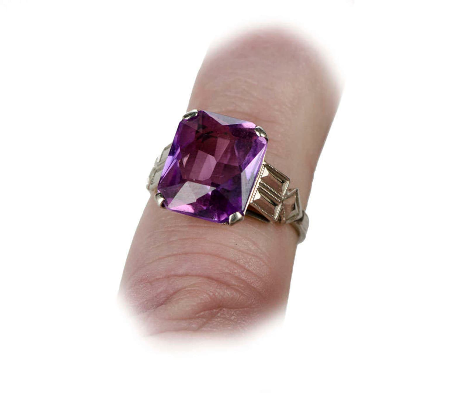 14k White Gold Ring With an Emerald Cut Red/amethyst Faceted - Etsy