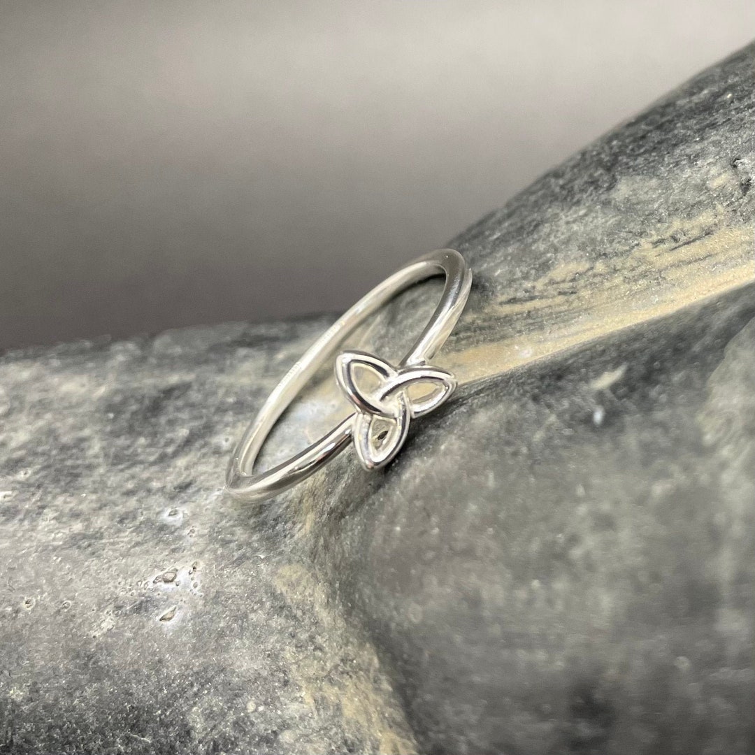 Trinity Knot Ring - 14kt Solid Gold or Sterling Silver - Etsy