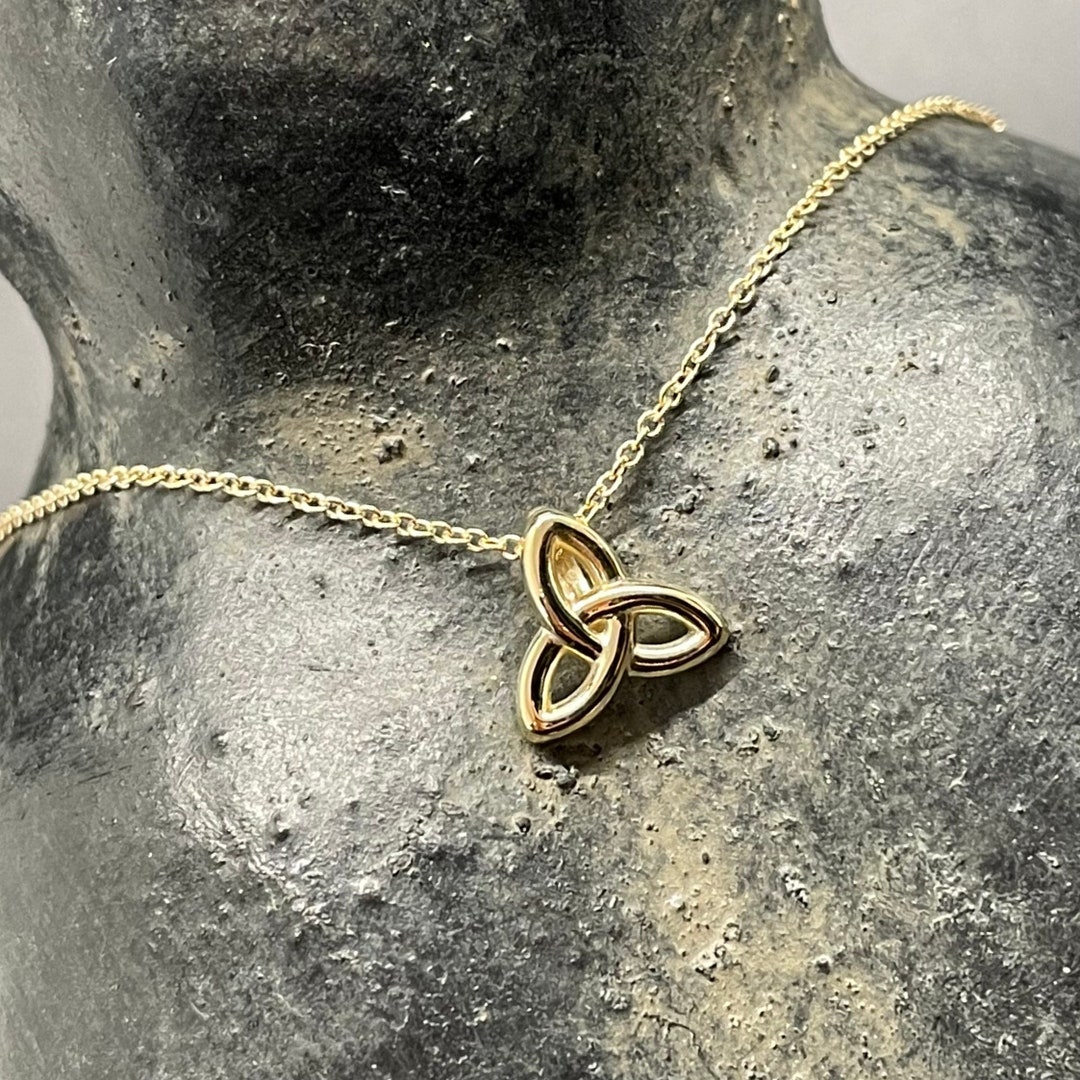 Trinity Knot Necklace - 14kt Solid Gold or Sterling Silver - Etsy