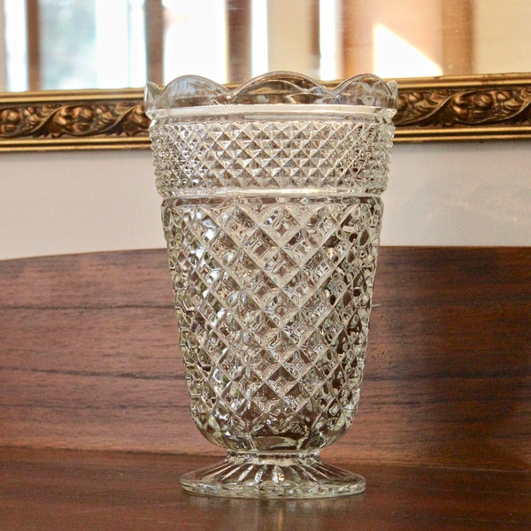 Anchor Hocking Vase - Etsy