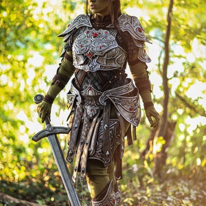 Fantasy Armor Lae'zel Crafting Patterns and Tutorial by Pretzl Cosplay ...