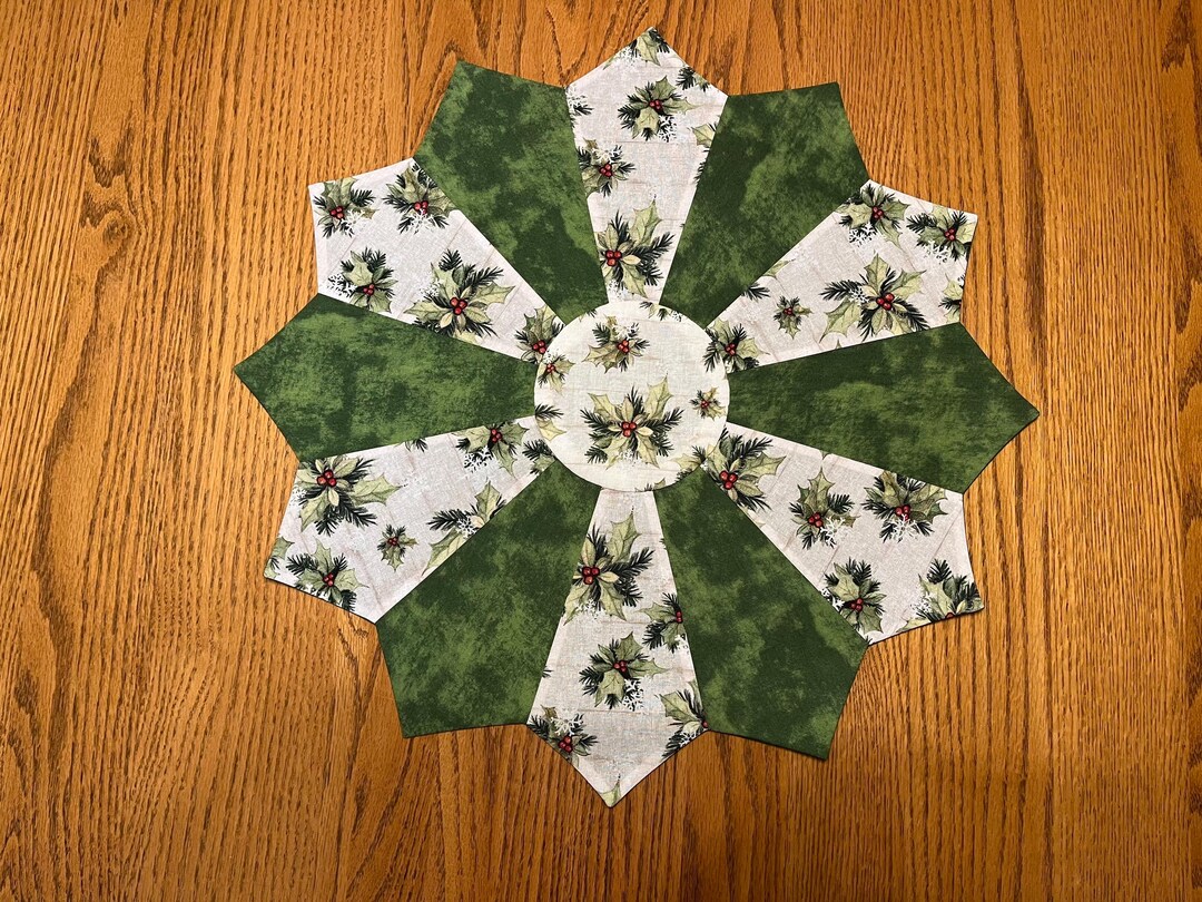 Holly on Wood - Table Decoration - Winter - Christmas - Holiday - Dresden Round Table Runner ...