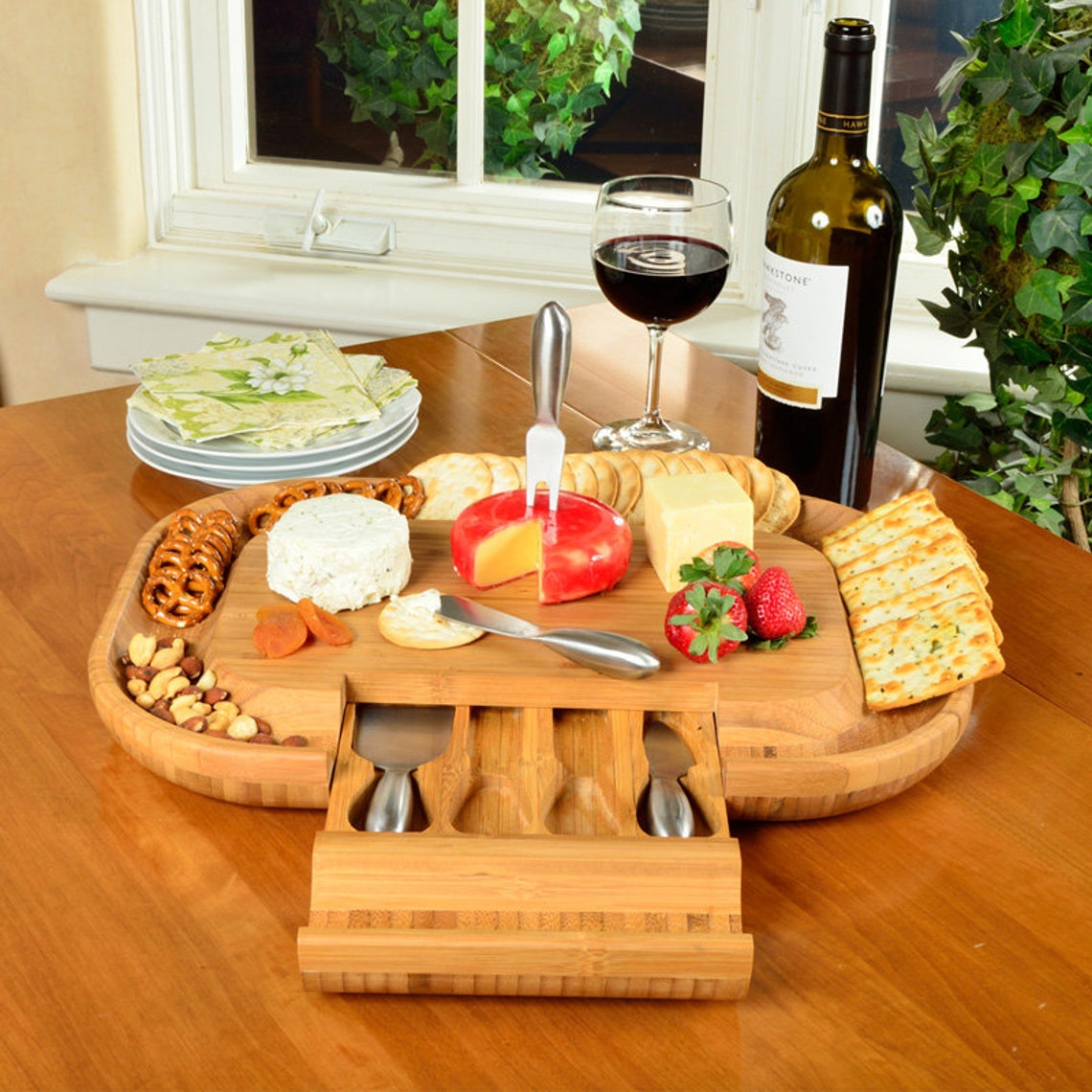 Engraved Cheese Wood Cutting Board With 4 Cheese Cutting - Etsy