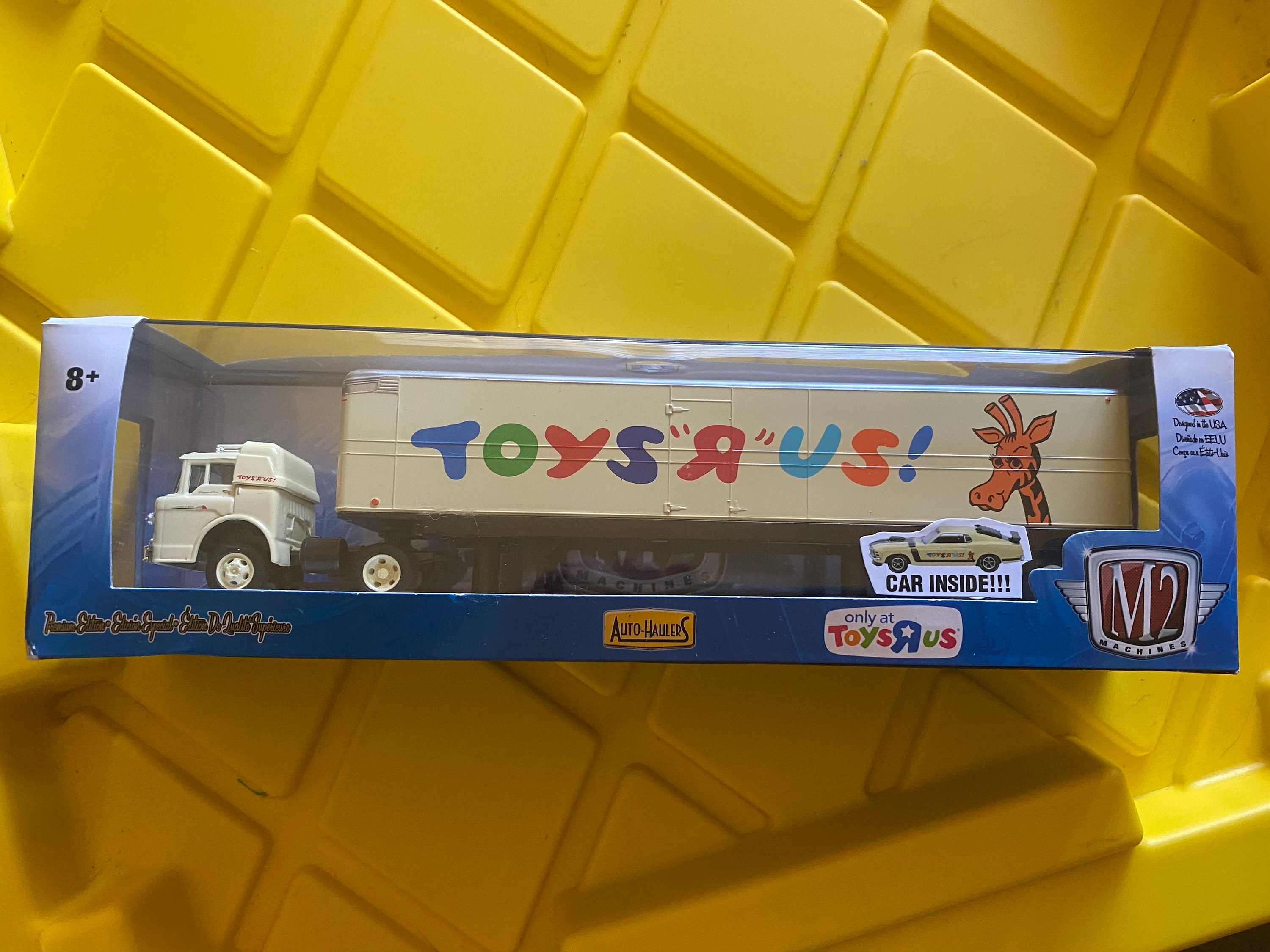 Toys R Us Truck