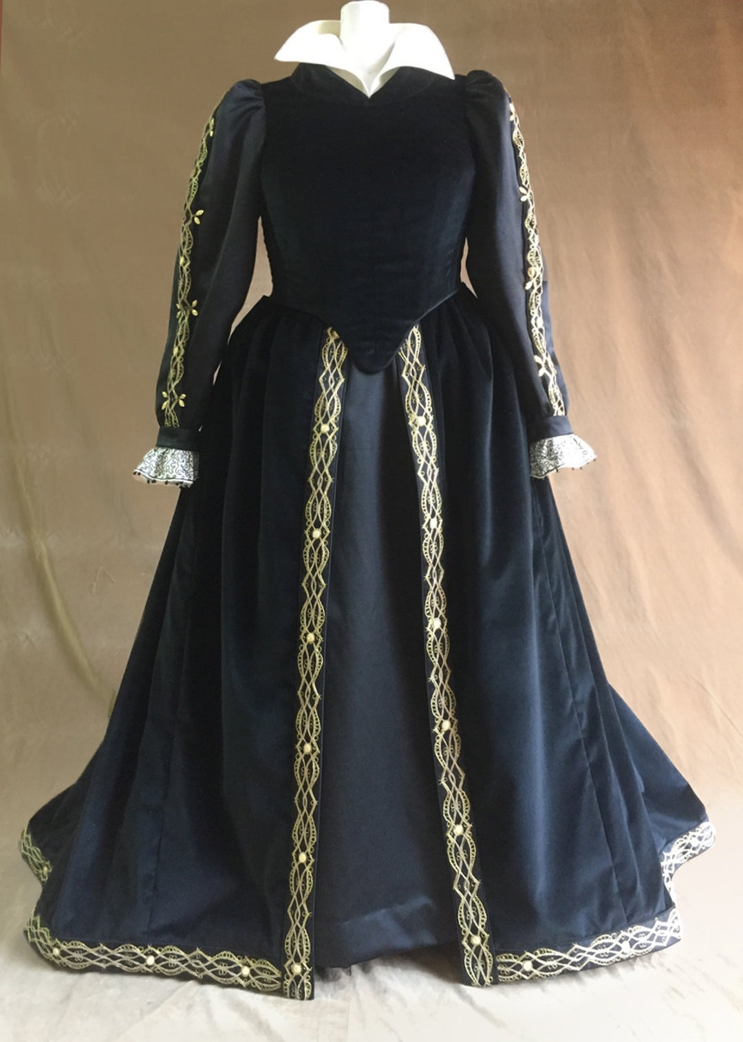 1500's Tudor Costume - Etsy