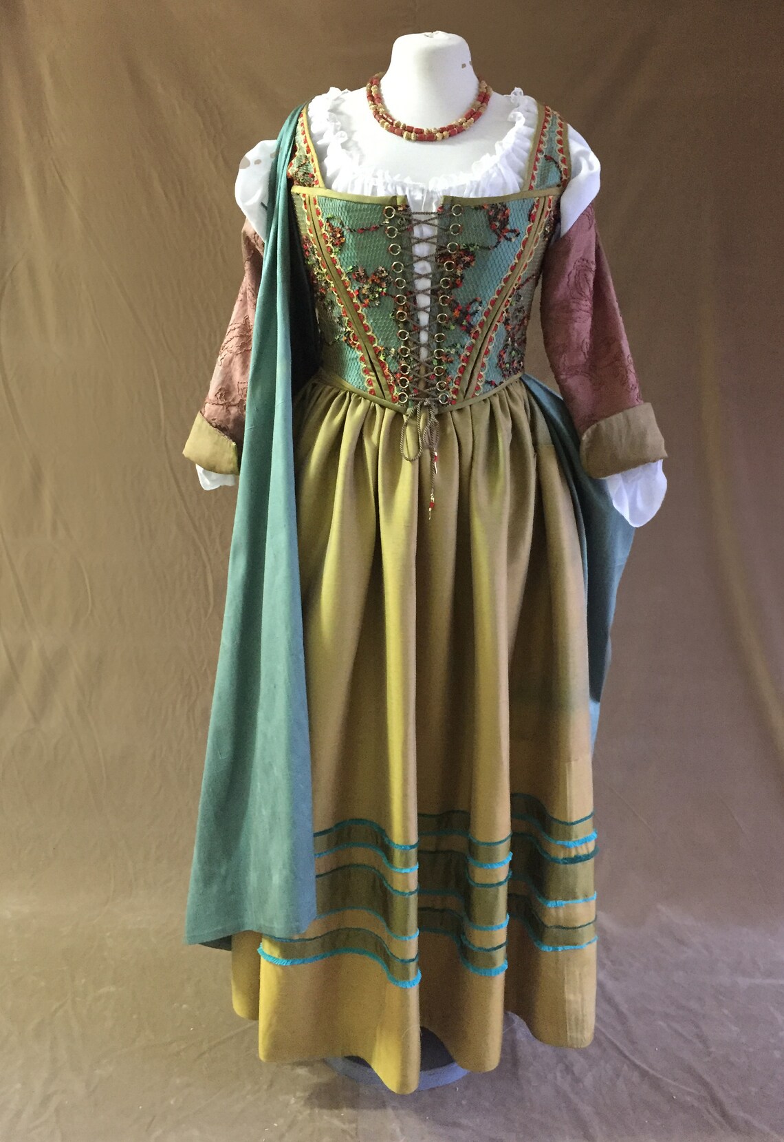 1700s Traditional Neapolitan Dress - Etsy
