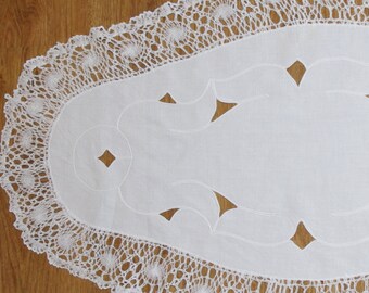 Polish Richelieu White Table Runner Flowers Vintage Crochet | Etsy