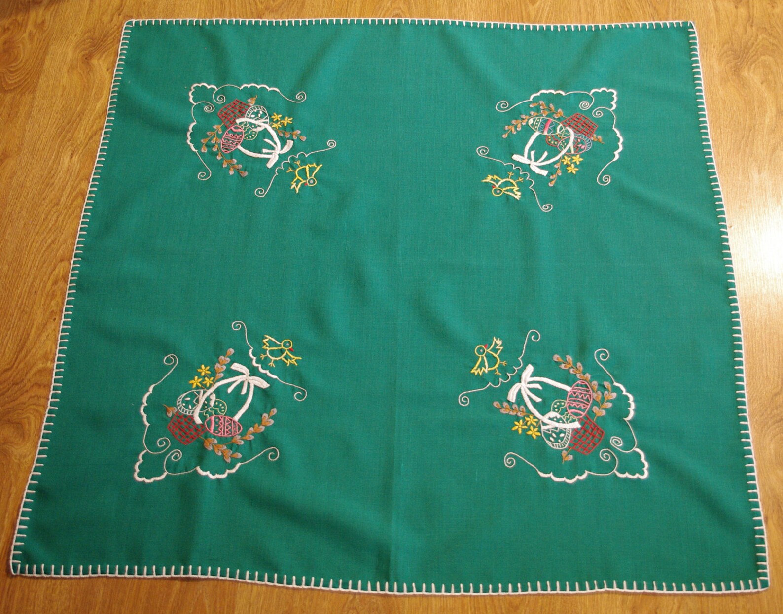 Hand Embroidered Easter Floral Traycloth Polish Table - Etsy
