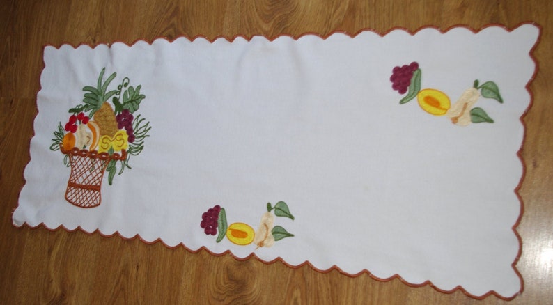 Polish White Embroidered Table Runner Basket Exotic Fruit Table Linen ...