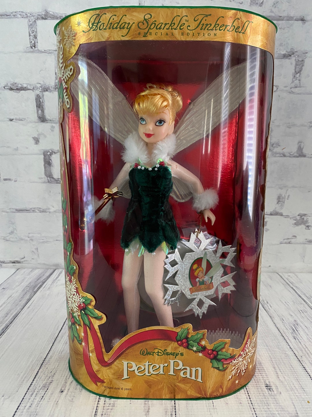 Walt Disney Peter Pan Holiday Sparkle Tinkerbelle Doll Special Edition ...