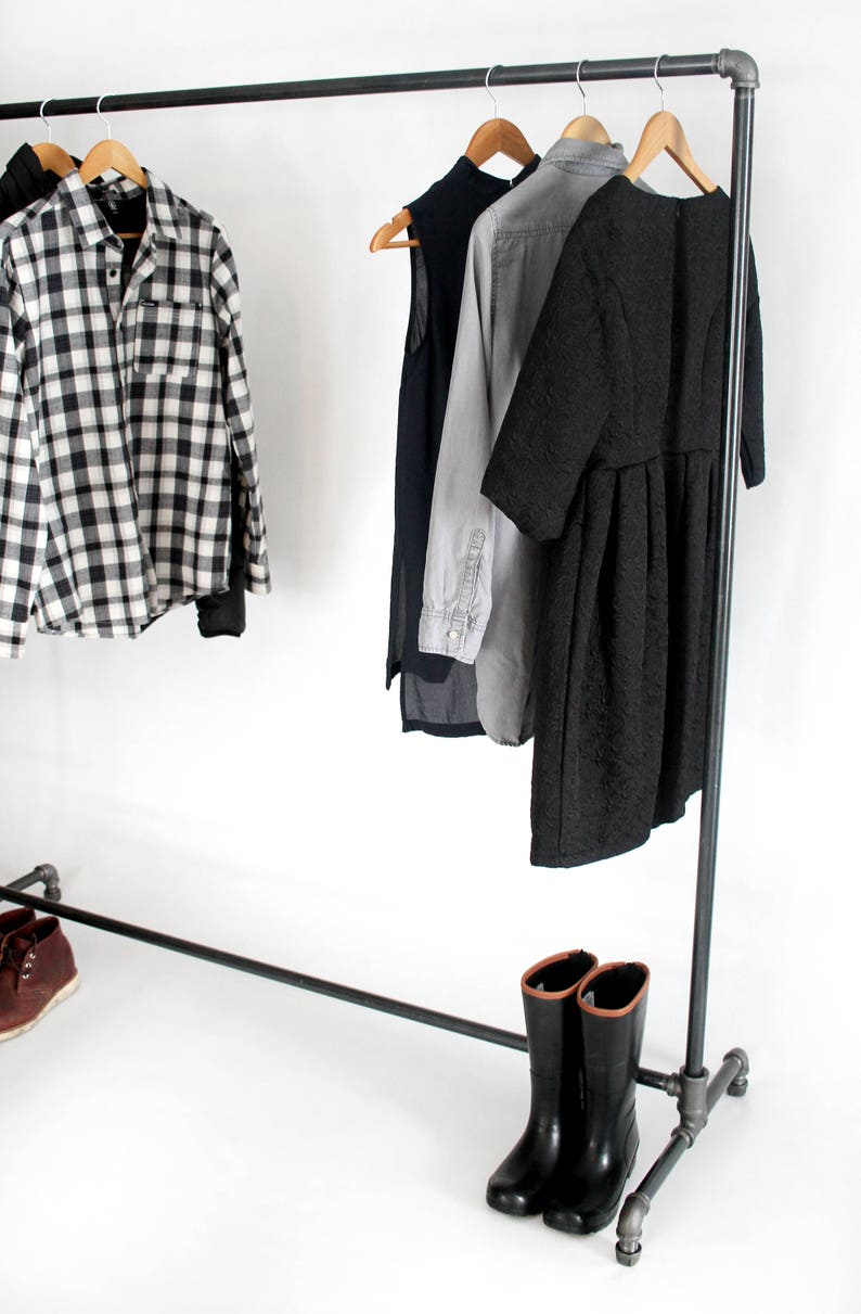 Black Iron Pipe Clothing Rack Customizable Industrial Clothes - Etsy Canada