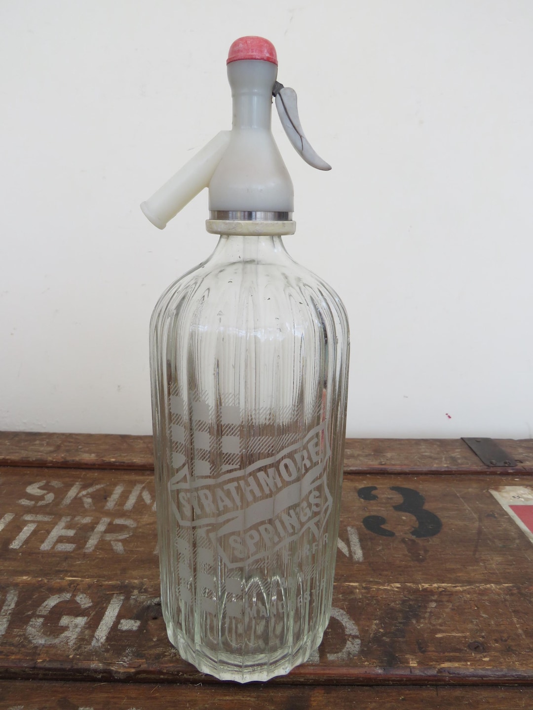 Vintage Circa 1960 Glass Soda Water Syphon Strathmore Springs Forfar ...