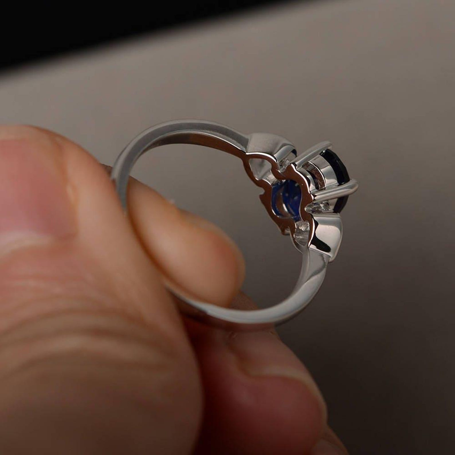 Lab Blue Sapphire Ring Engagement Ring Solitaire Ring Oval Cut Gemstone ...