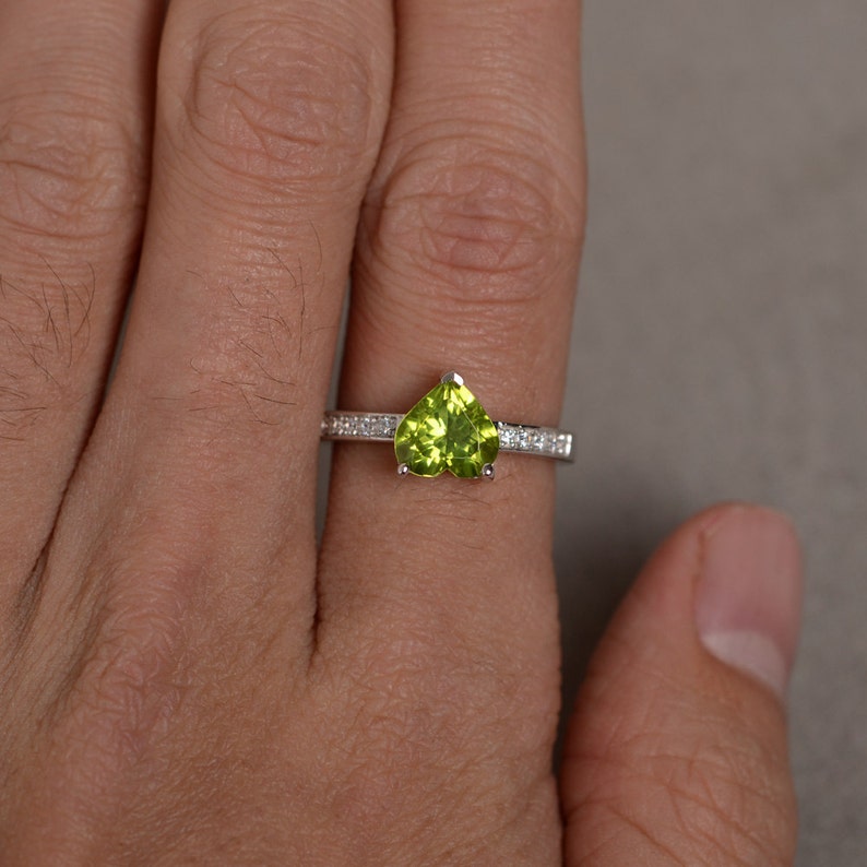 Natural Peridot Ring Green Gemstone Ring Heart Ring Engagement - Etsy