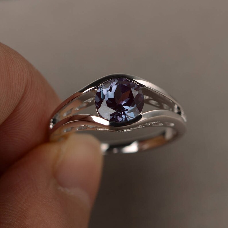 Solitaire Ring Lab Alexandrite Ring Engagement Ring Round Cut - Etsy