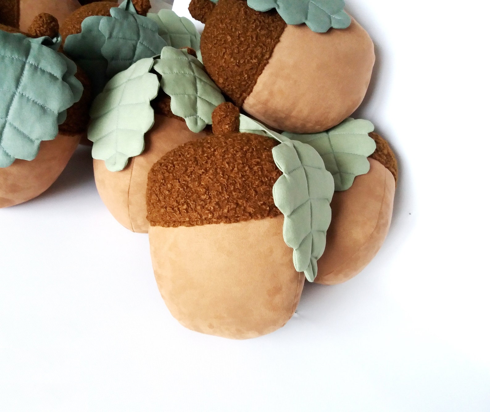 Acorn pillow Woodland nursery decorative pillow Pillow fall | Etsy