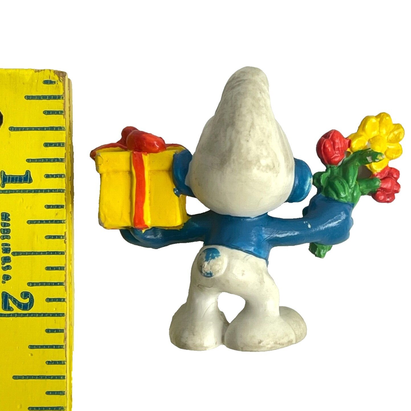 The Smurfs Vintage Romantic Bouquet Flowers Gift Giver Smurf Mini PVC ...