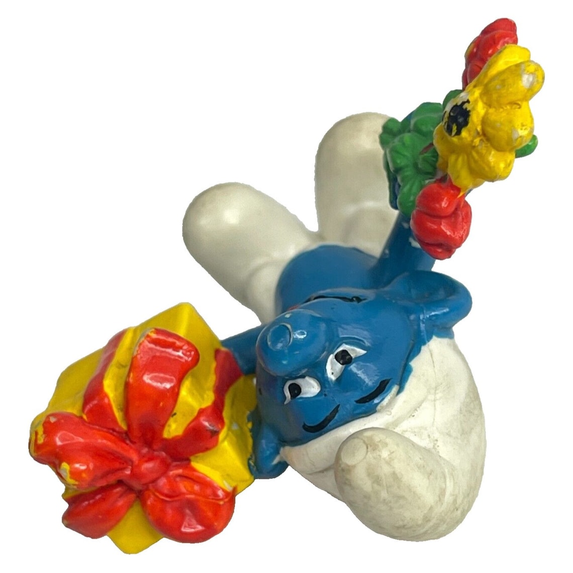 The Smurfs Vintage Romantic Bouquet Flowers Gift Giver Smurf Mini PVC ...
